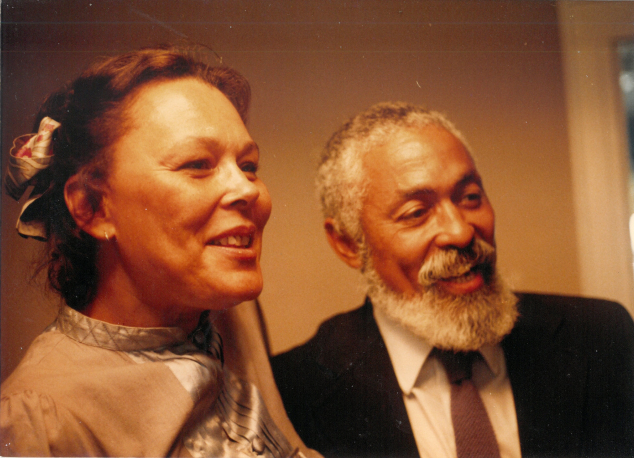 Painting Partnership: Reynold and Joan Ruffins – The Long Island Museum